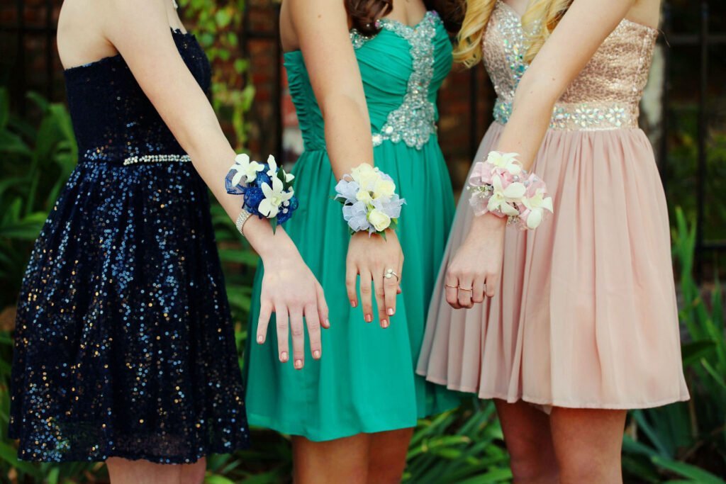 How To Alter A Prom Dress — Practical Guide On Getting The Best From ...